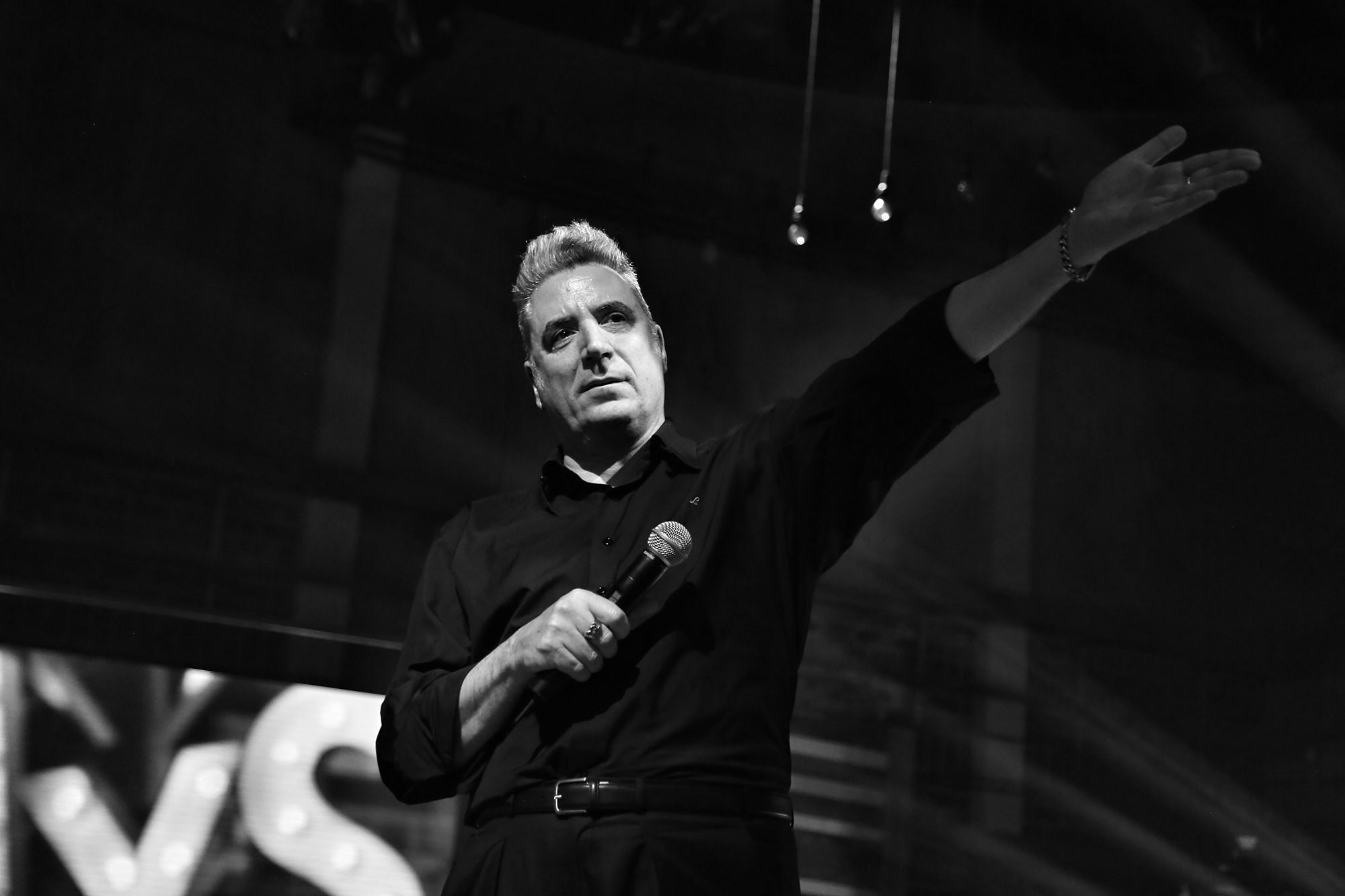 Loquillo presenta nuevo álbum y anuncia un concierto para la historia